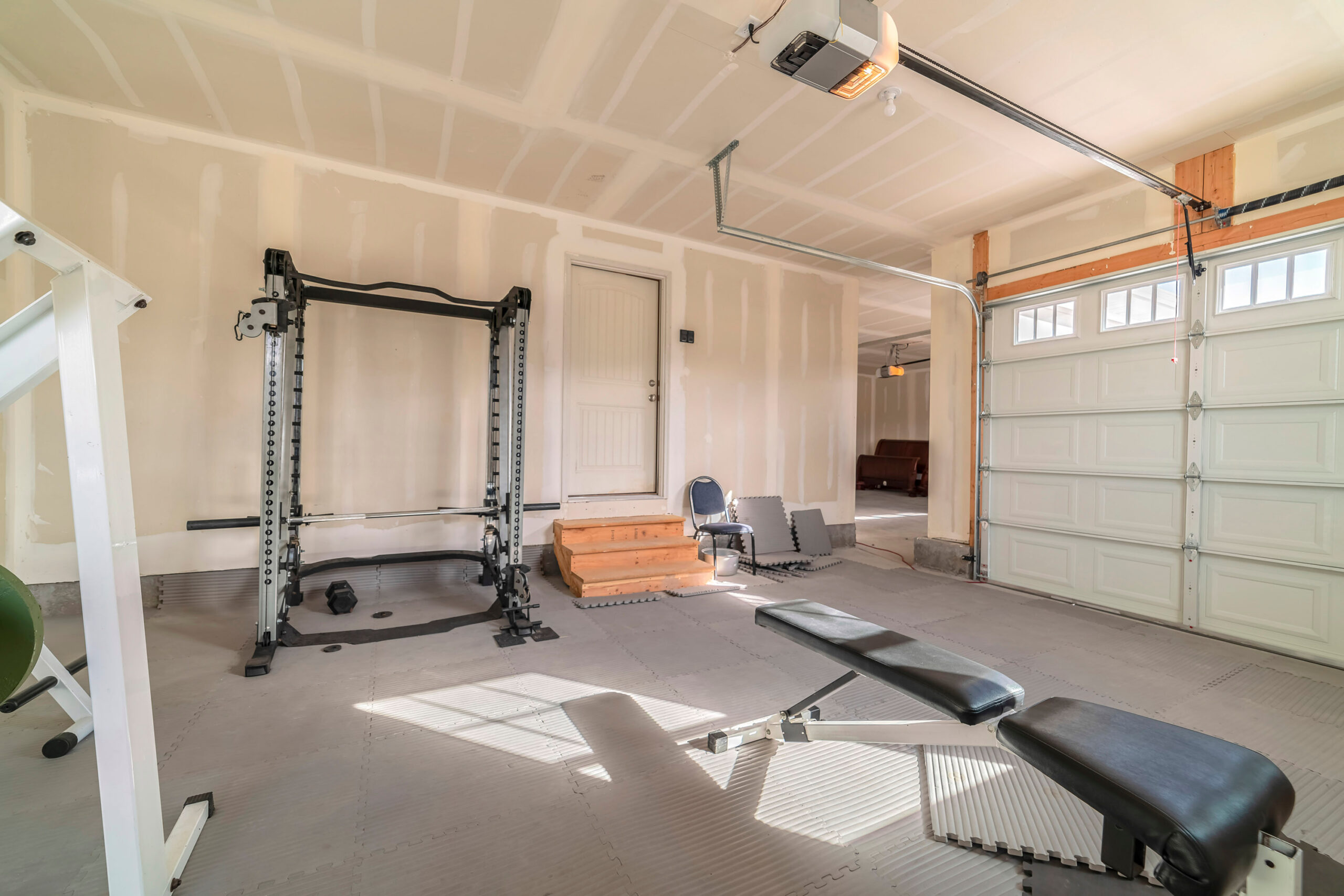 How to Build and Winterize a Garage Gym in Canada - MAXUM fitness